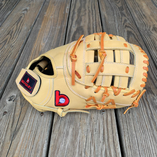 First Baseman's Mitts – Bradley Baseball